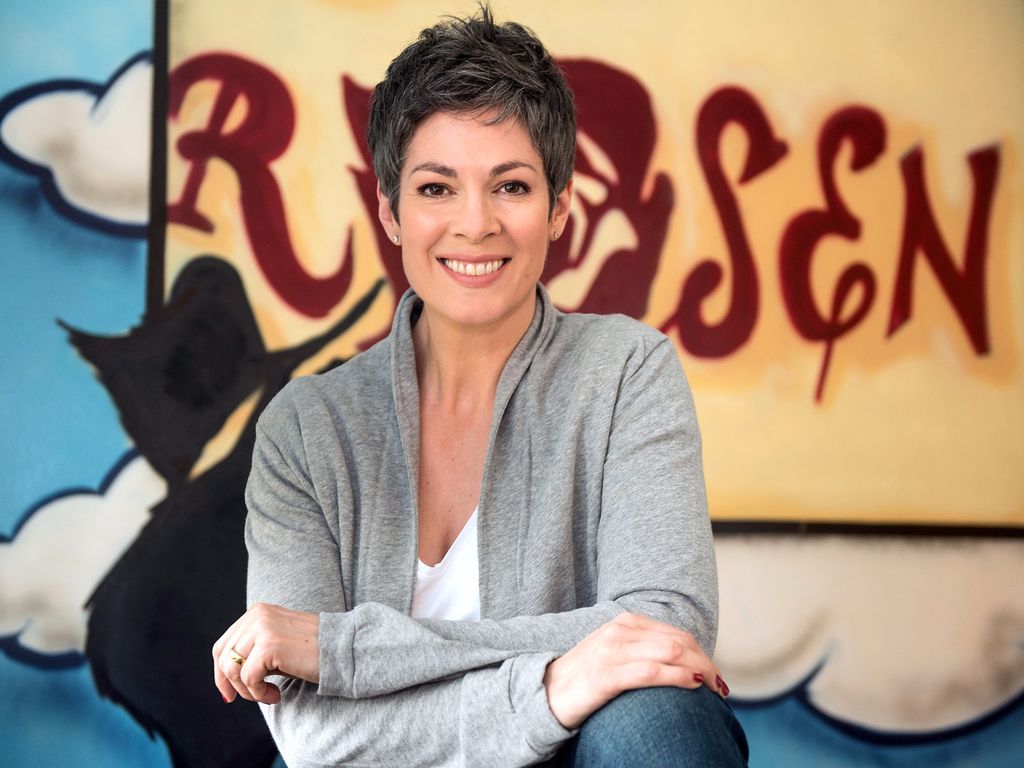 Soap-Stars mischen die neue Staffel von "Rote Rosen" auf! | Promiflash.de