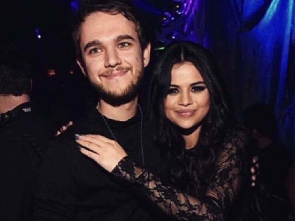 Zu Weihnachten: Reunion bei Selena Gomez & DJ Zedd | Promiflash.de