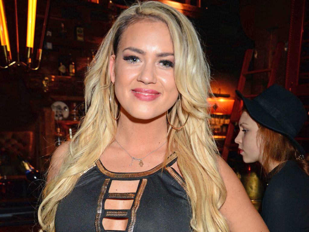 Jessica Paszka: Körper-Tuning extra für Promi Big Brother? | Promiflash.de