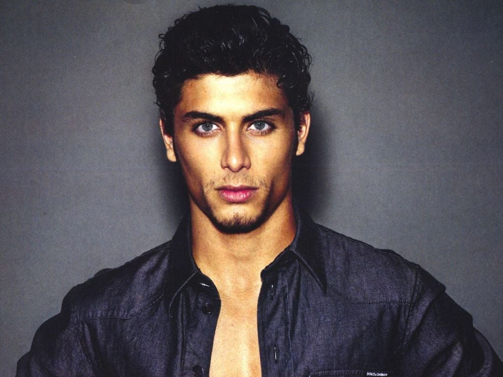 Jesus Luz: Auch künstliche Frauen sind natürlich | Promiflash.de