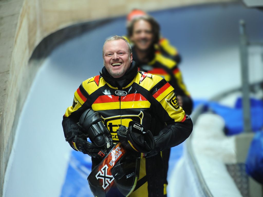 Hackl entthront! Wer ist neuer Wok-Weltmeister? | Promiflash.de