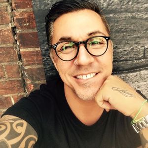 Mike Leon Grosch | Promiflash.de