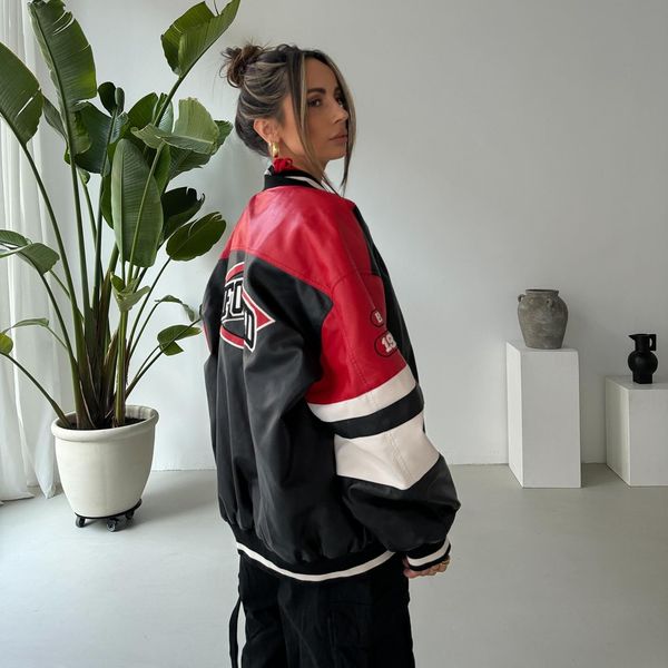 Jennifer Saro | Promiflash