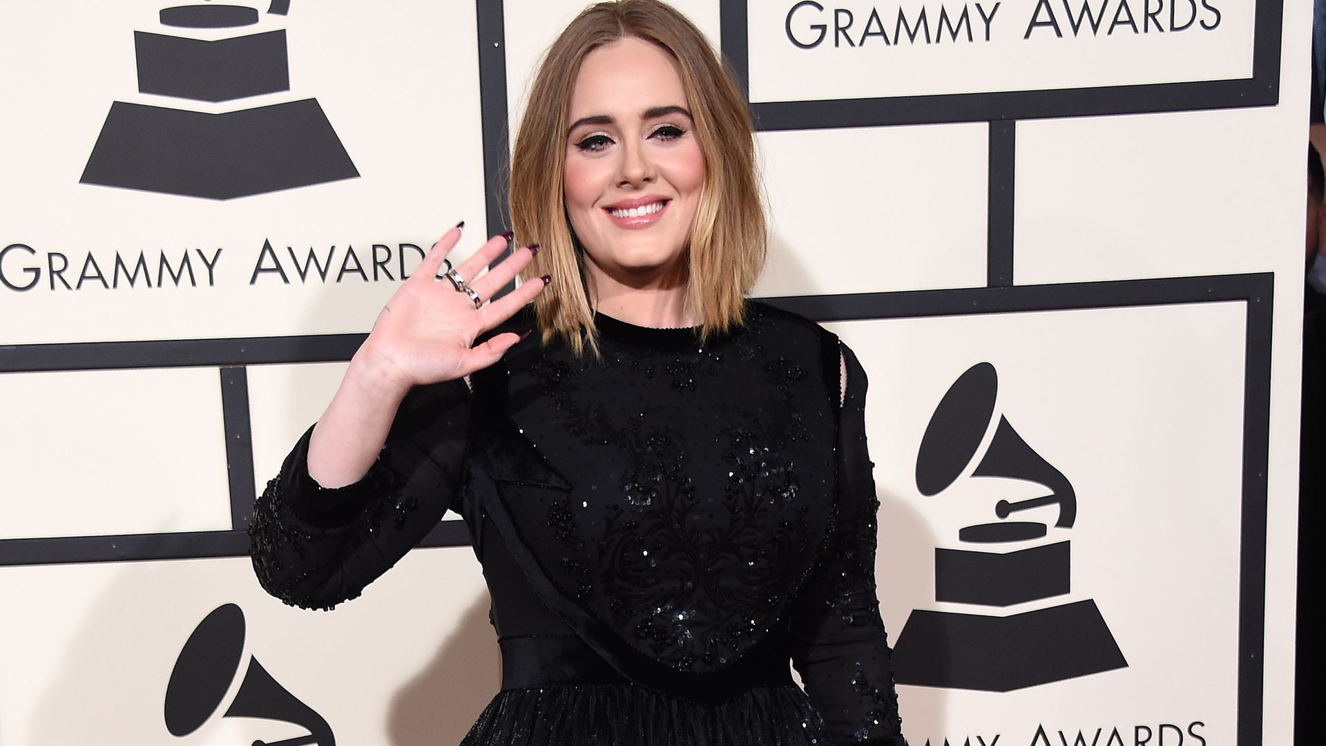 Nach "Hello" kommt "Bye": 5 Jahre Auszeit für Adele? | Promiflash.de