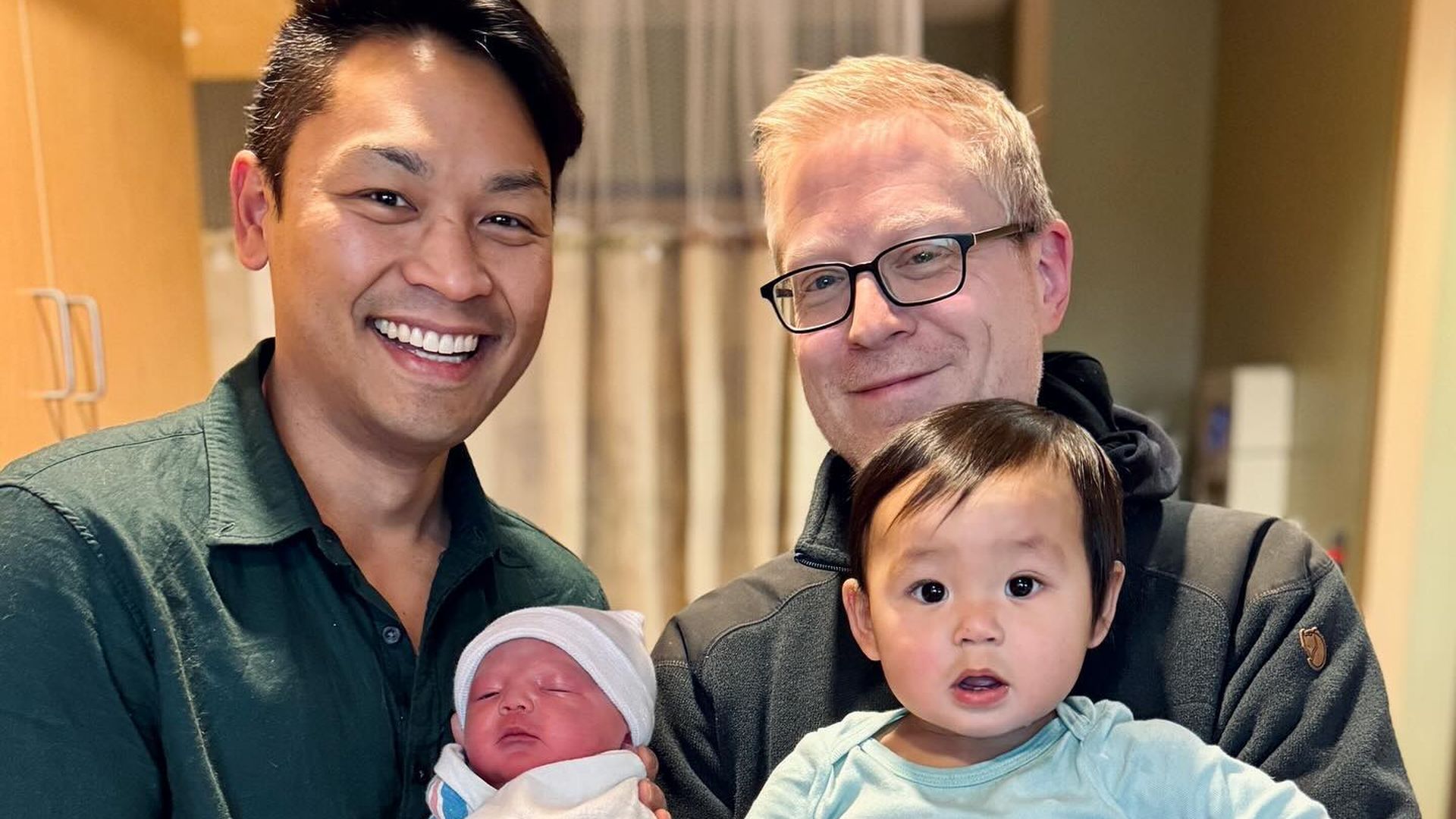 "Vierköpfige Familie": Anthony Rapp ist erneut Papa geworden