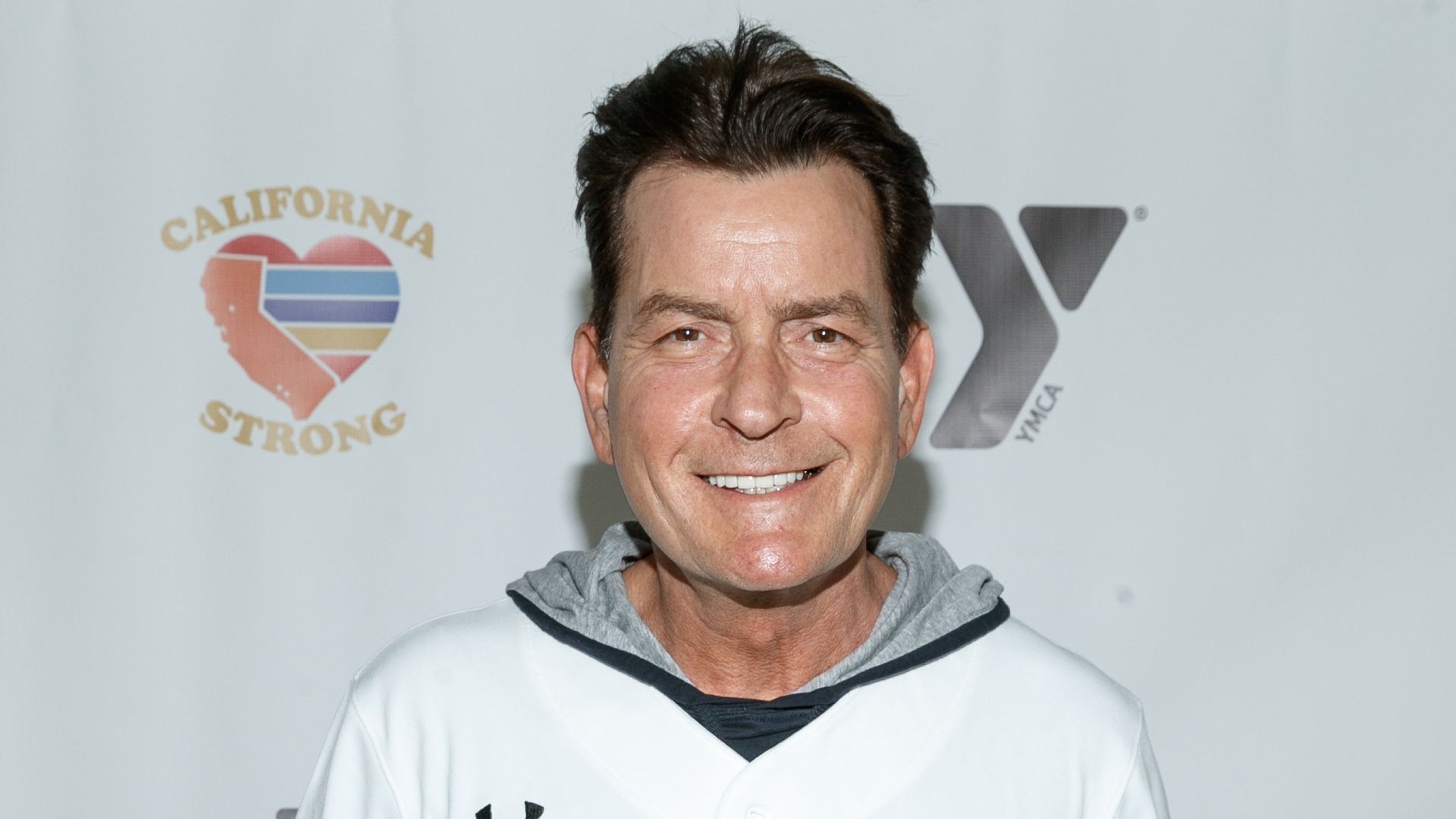 Charlie Sheen: Charlie Sheen enthüllt, wie er zu Ex Denise Richards steht
