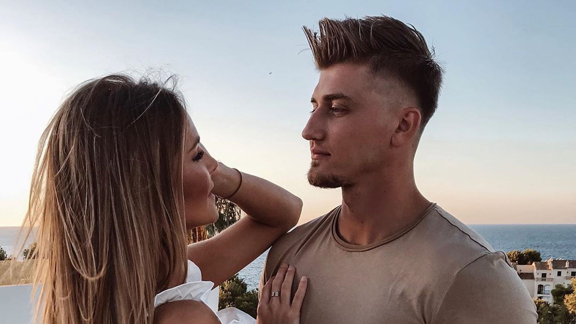 "Wie paralysiert": Schwangere Christin Kaeber bedankt sich