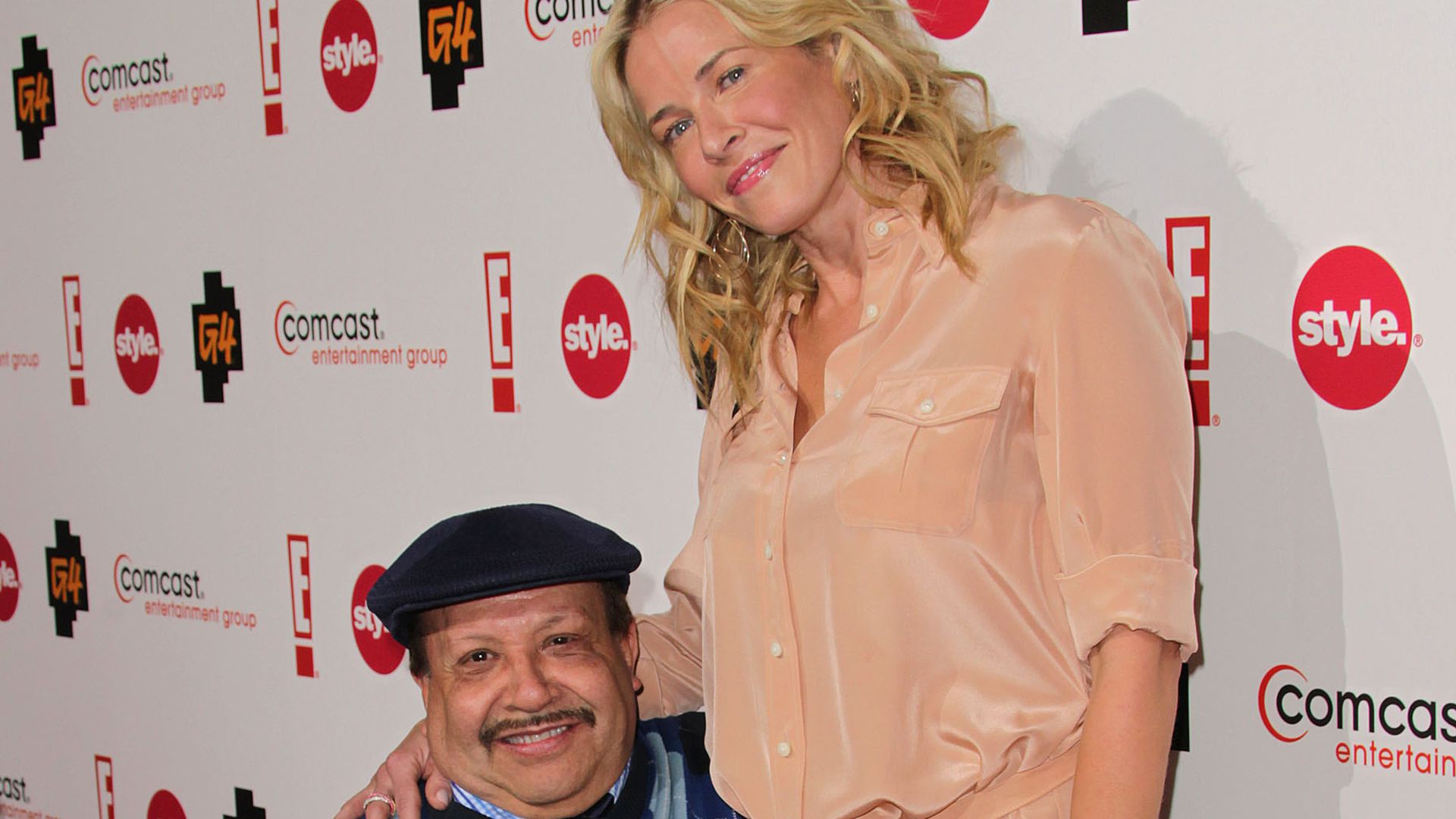 Häh? Chelsea Handler zeigt sich mit Baby-Bauch