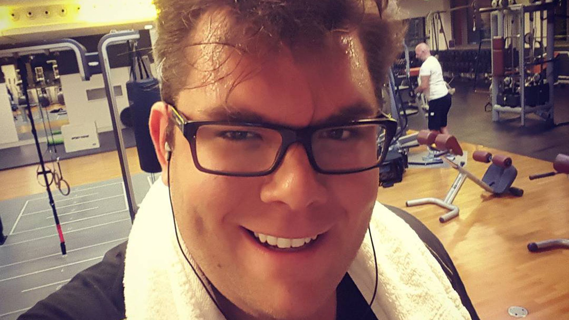 Dennis Schick bald mega-fit? Sein strikter Abspeck-Plan! | Promiflash.de