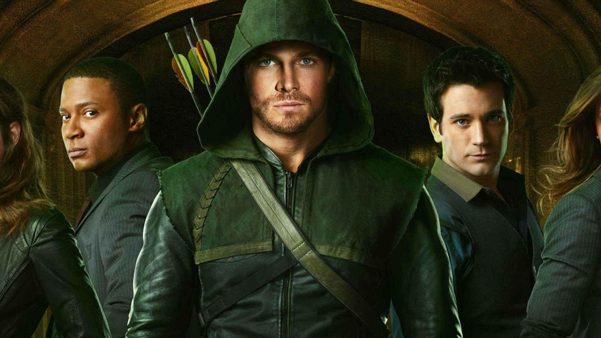 Serien-Hit "Arrow": Cooler Held mit Pfeil & Bogen | Promiflash.de