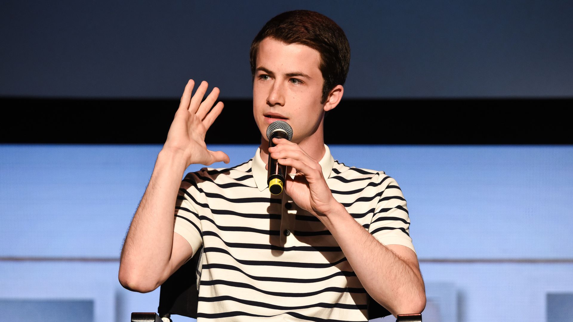 Dylan Minnette verteidigt "Tote Mädchen lügen nicht"-Ende | Promiflash.de