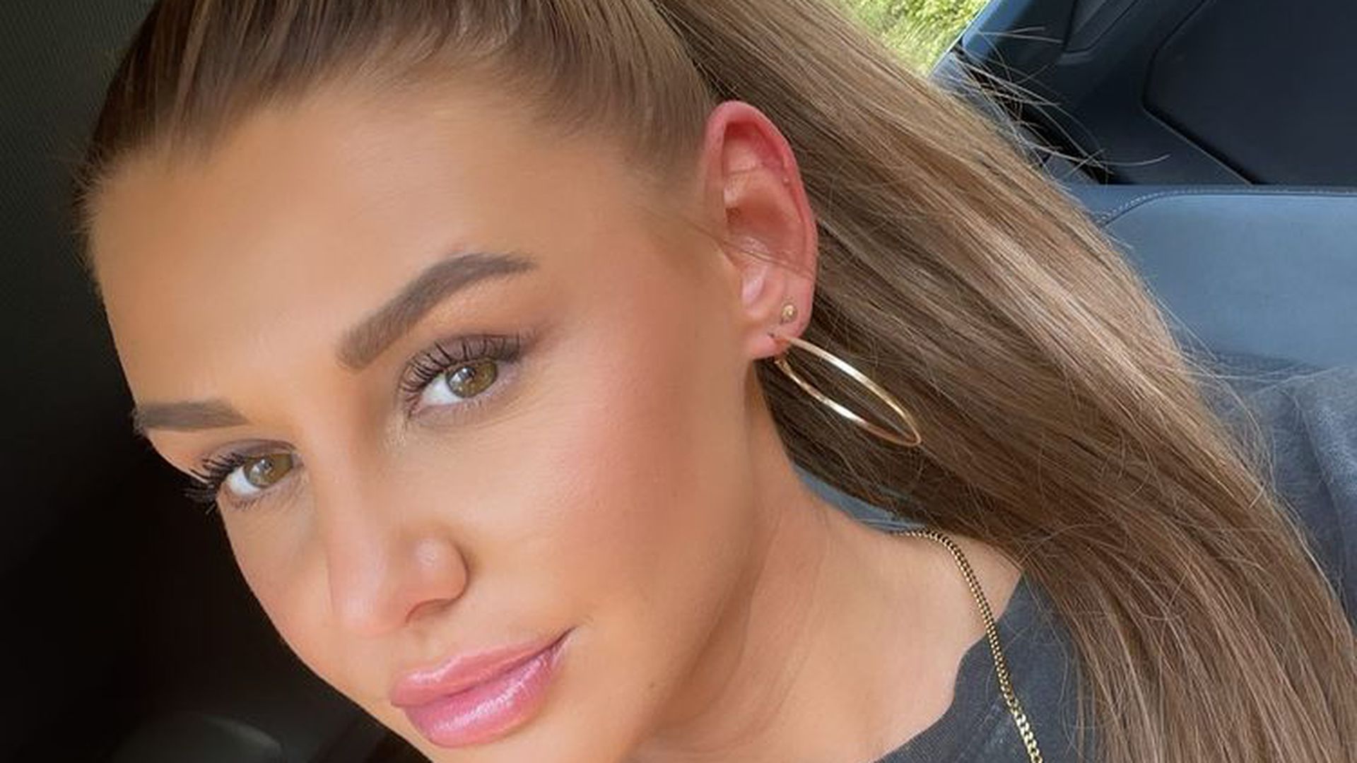 "Mag die Farbe sehr gerne": Gerda Lewis zeigt sich brünett