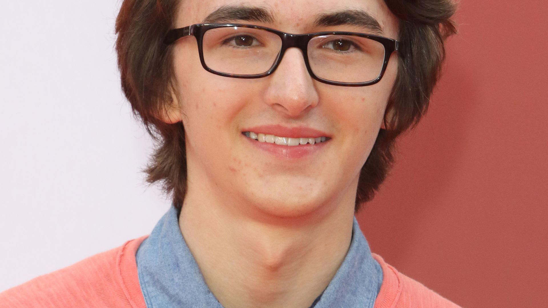 Vom GoT-Set an die Uni: Isaac Hempton-Wright studiert jetzt ...