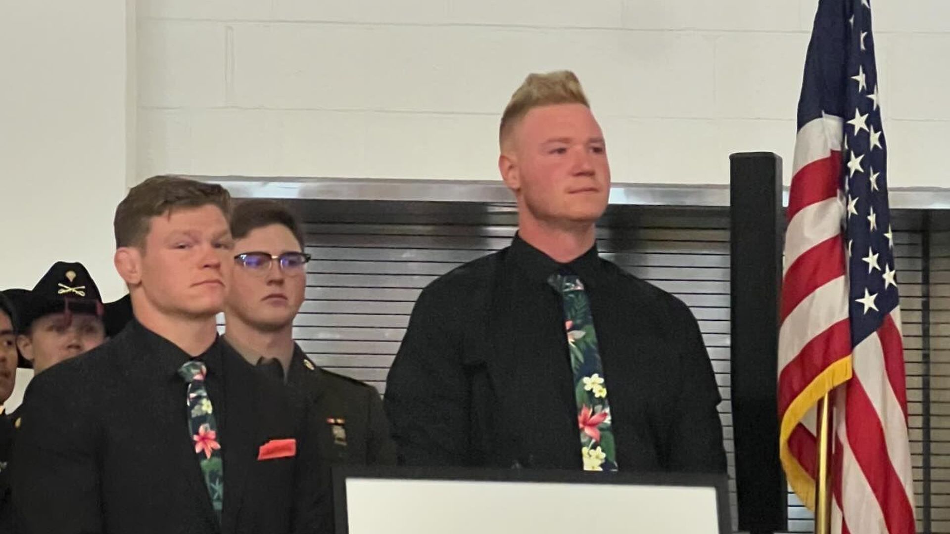 Hunter Brown gedenkt seines Bruders Garrison Brown (†25)