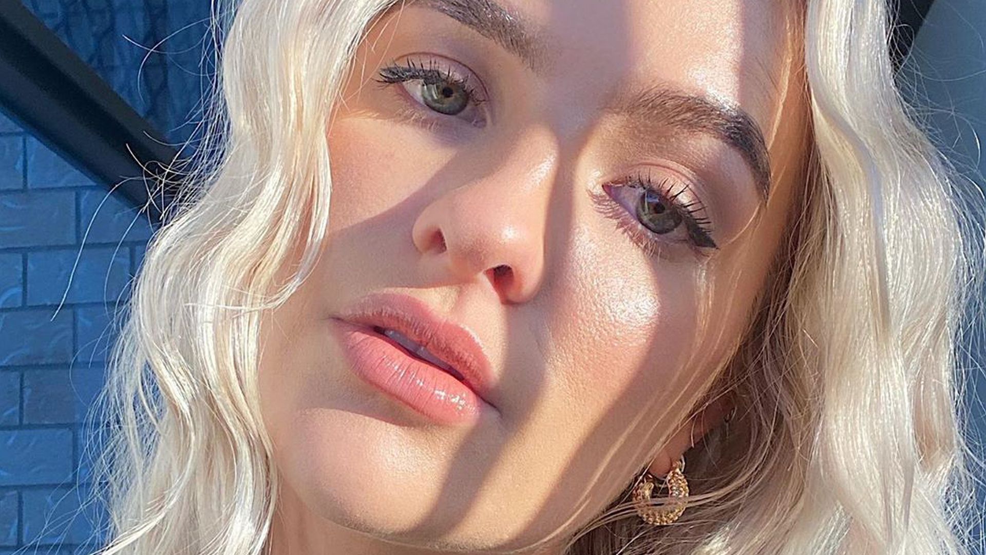 Veggie-BH: "Love Island"-Beauty schwört auf Kohl für Brüste