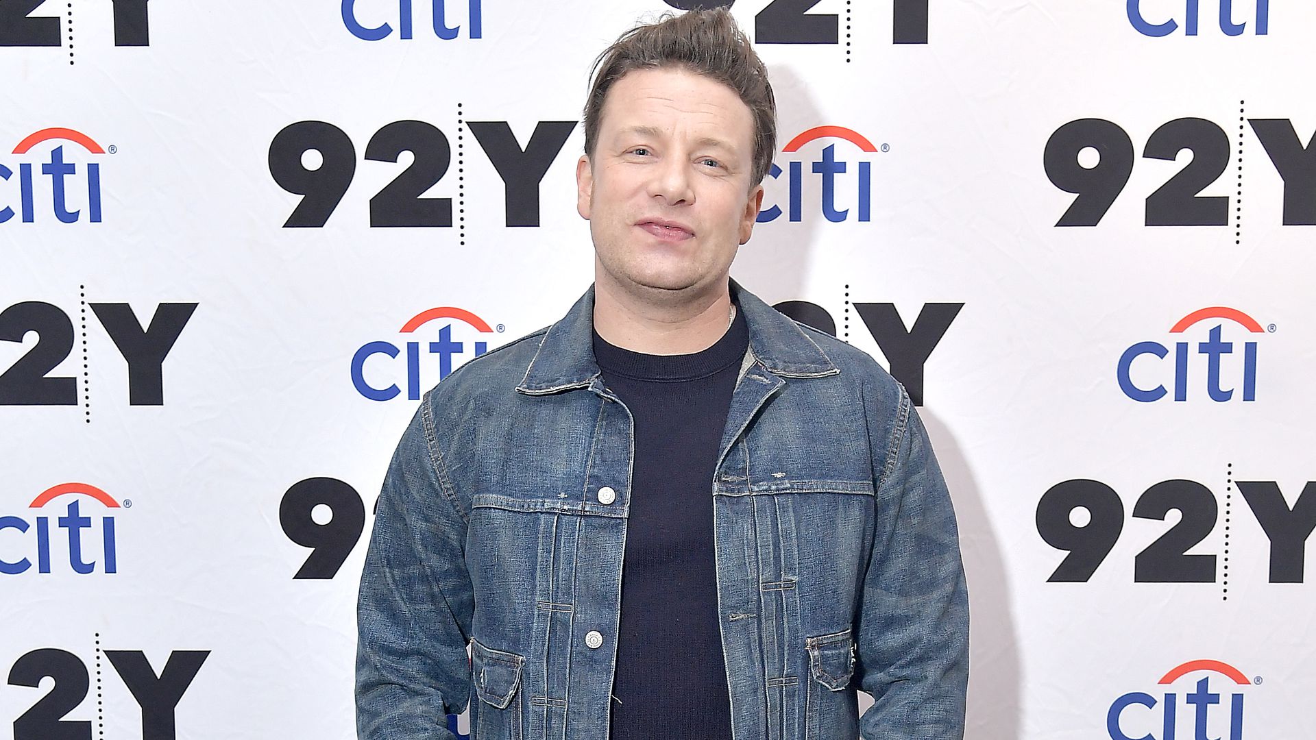 Kurios? Jamie Oliver überwacht seine Kinder mit einer App!