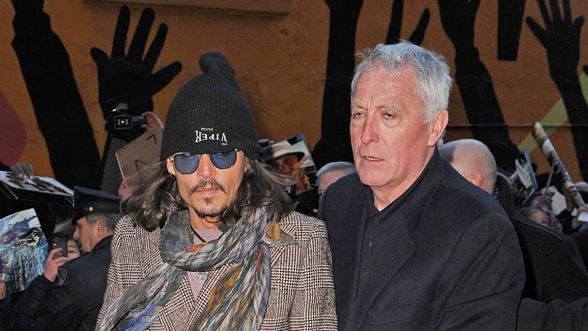 Zeuge im Fall Amber: Johnny Depps Bodyguard ist gestorben | Promiflash.de