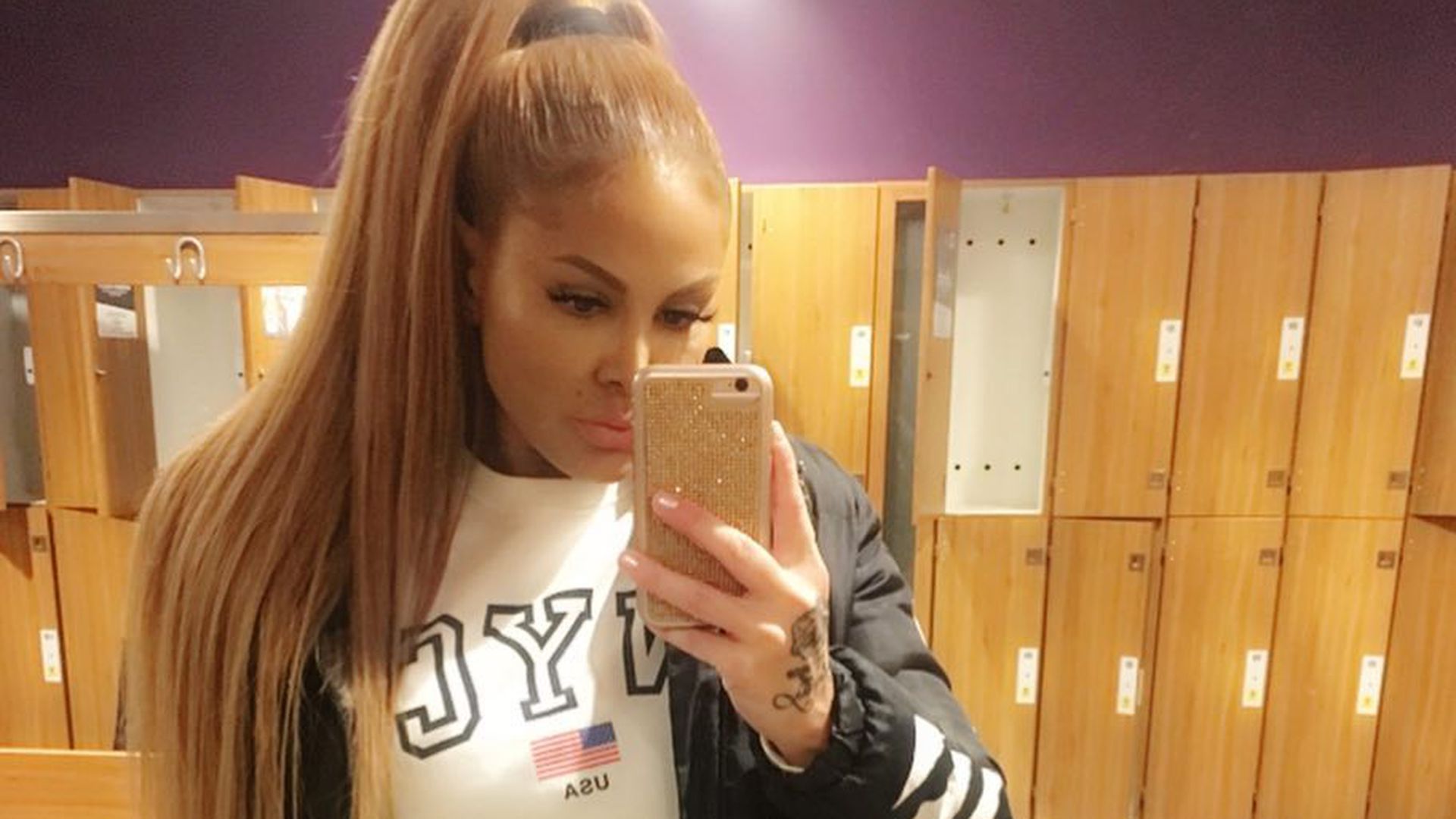 Verplappert? Ist Sommerhaus-Lisha 2021 im Dschungelcamp?