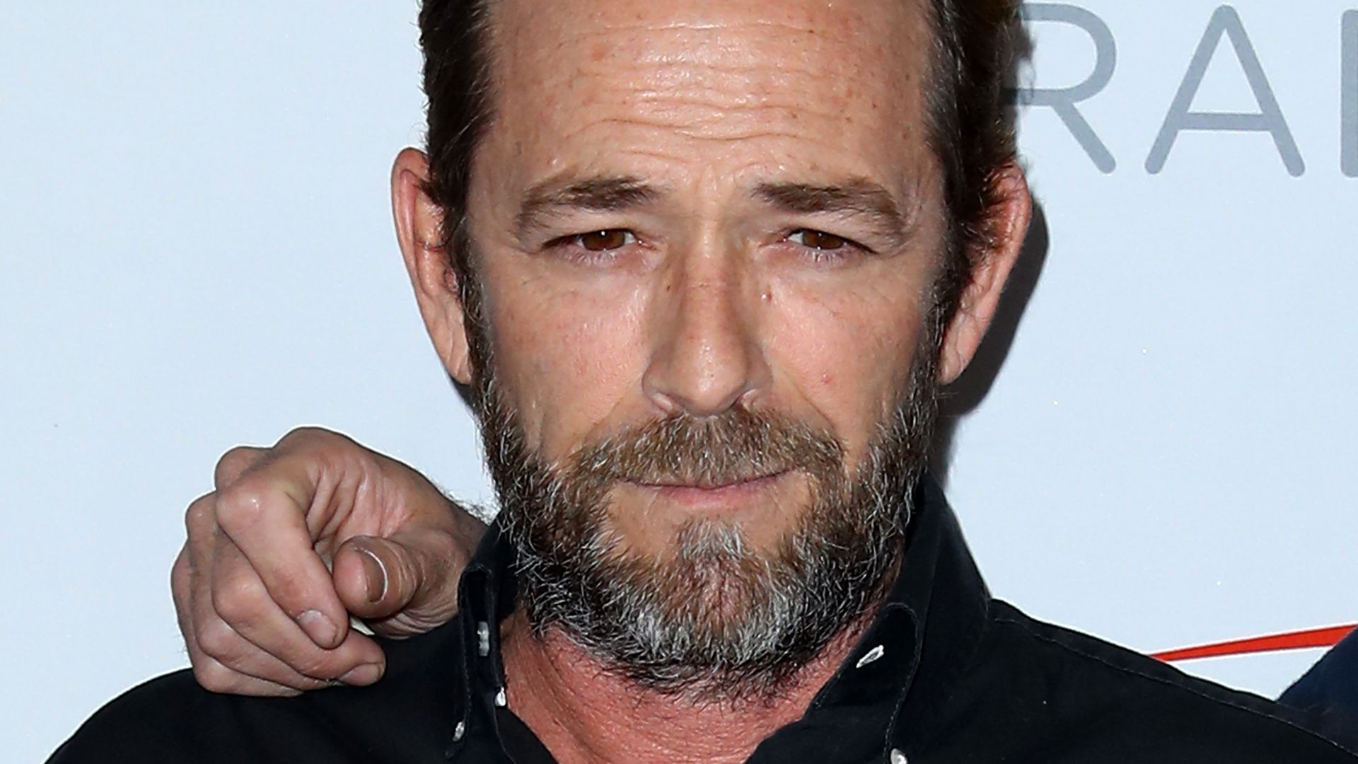 "Mushroom Suit": Das war Luke Perrys allerletzter Wunsch! | Promiflash.de