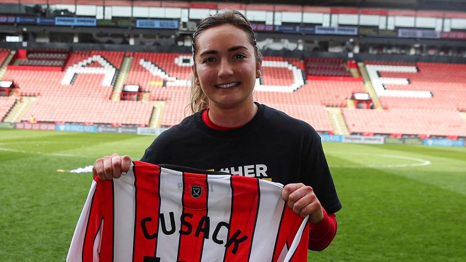 Britischer Fußballstar Maddy Cusack stirbt mit nur 27 Jahren