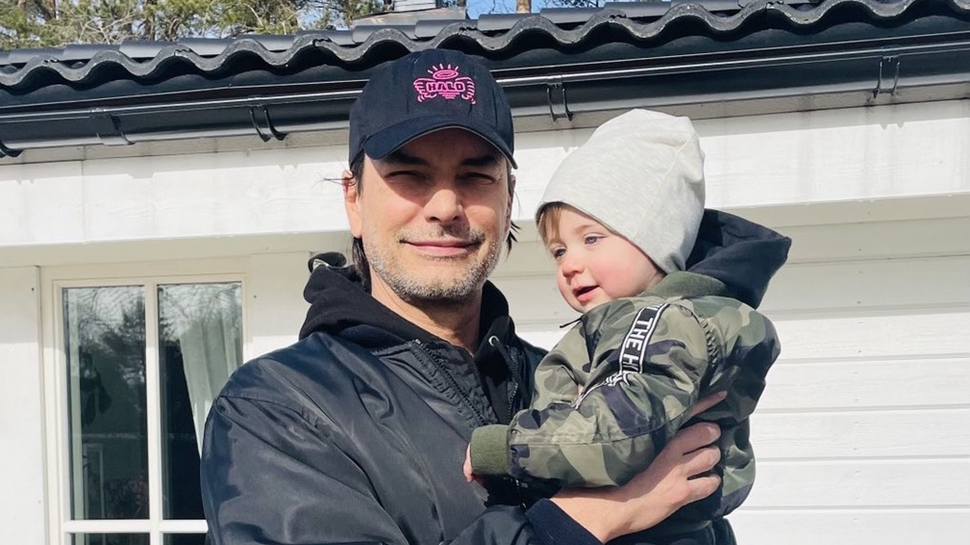 Zuckersüß: Marcus Schenkenberg posiert mit Sohnemann Collin