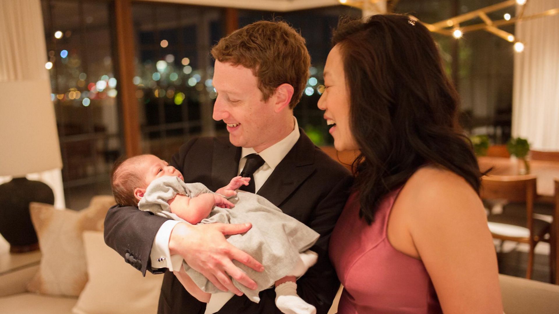 Mark Zuckerberg: Mit süßem Family-Pic zu dritt ins neue Jahr ...