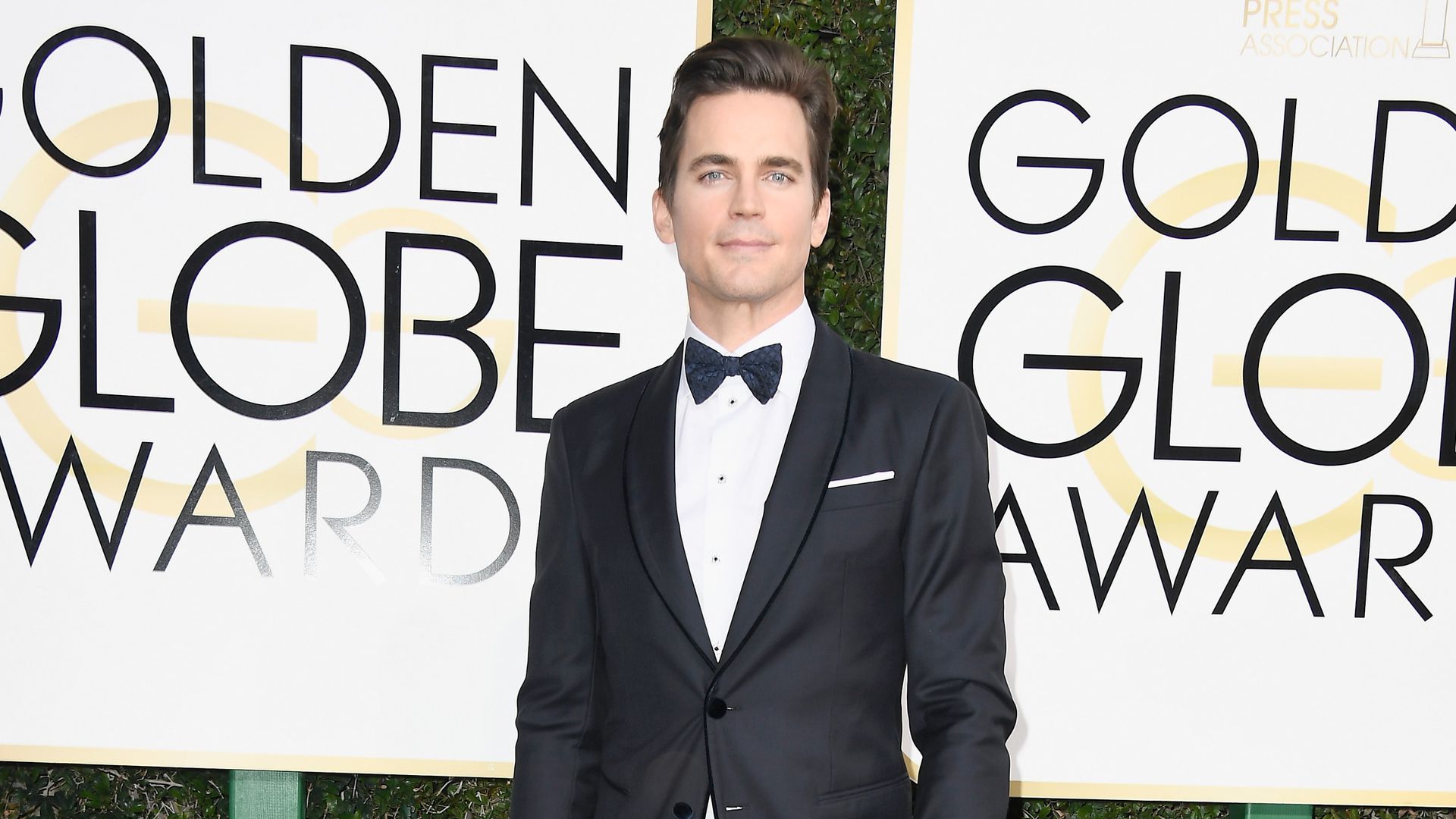 Wet-T-Shirt-Contest: Matt Bomer entzückt mit seinem Sixpack | Promiflash.de