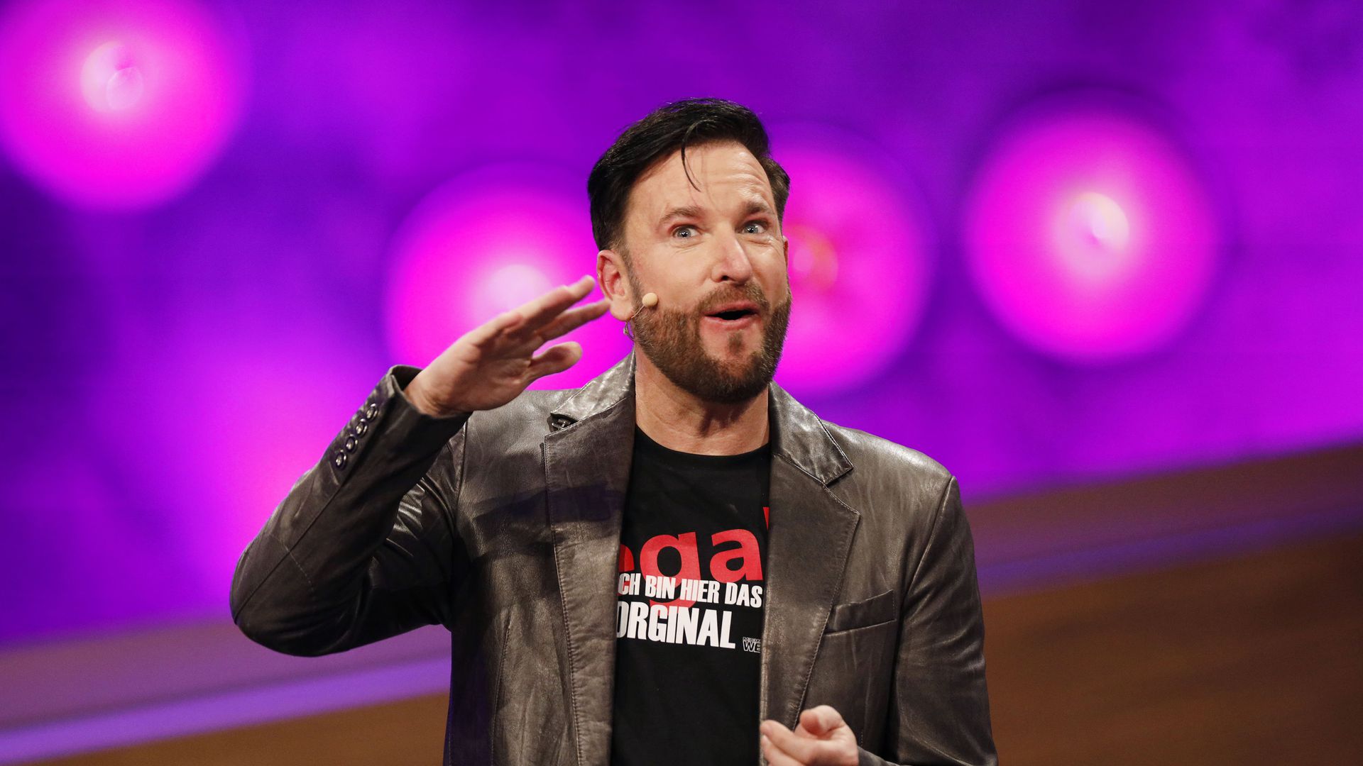 Handynummer Von Michael Wendler Aus Versehen Im TV Gezeigt 