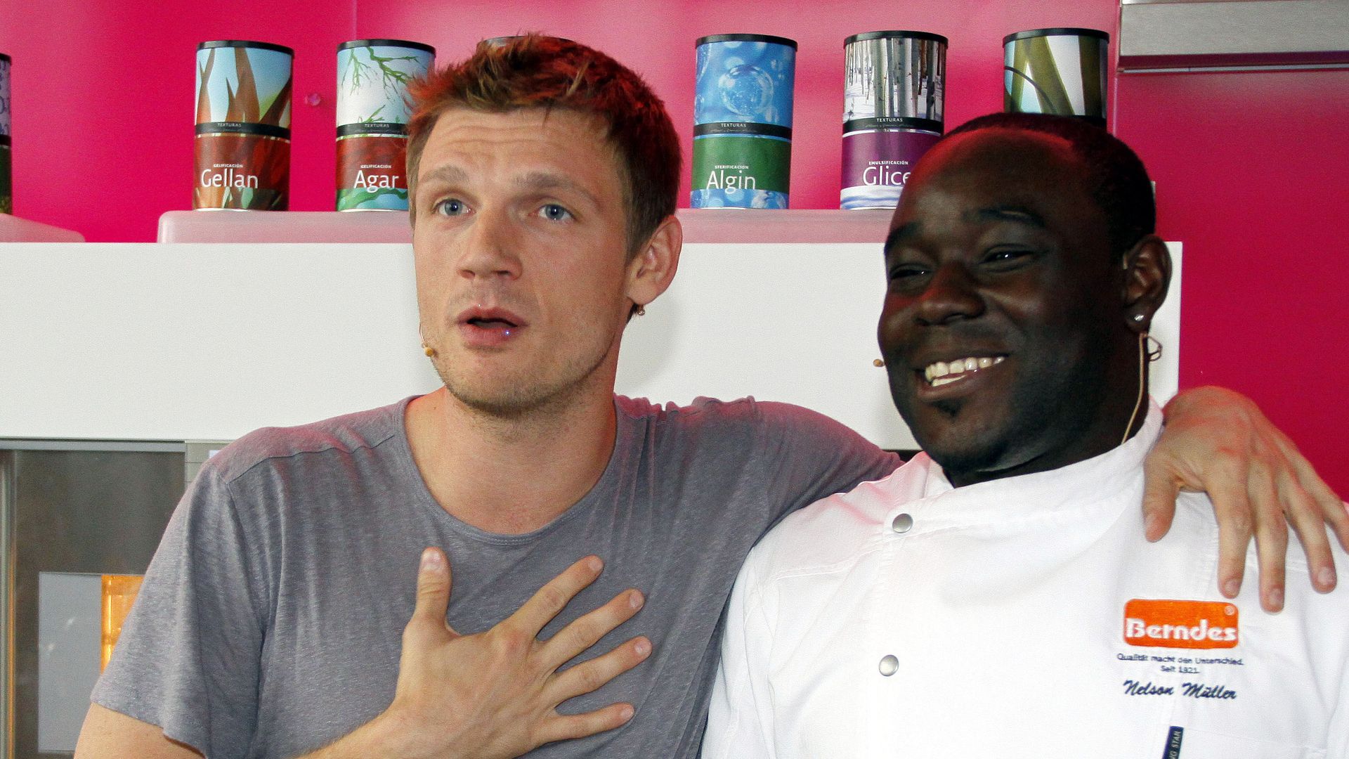 Nelson Müller (34): "Endlich bin ich adoptiert!" | Promiflash.de