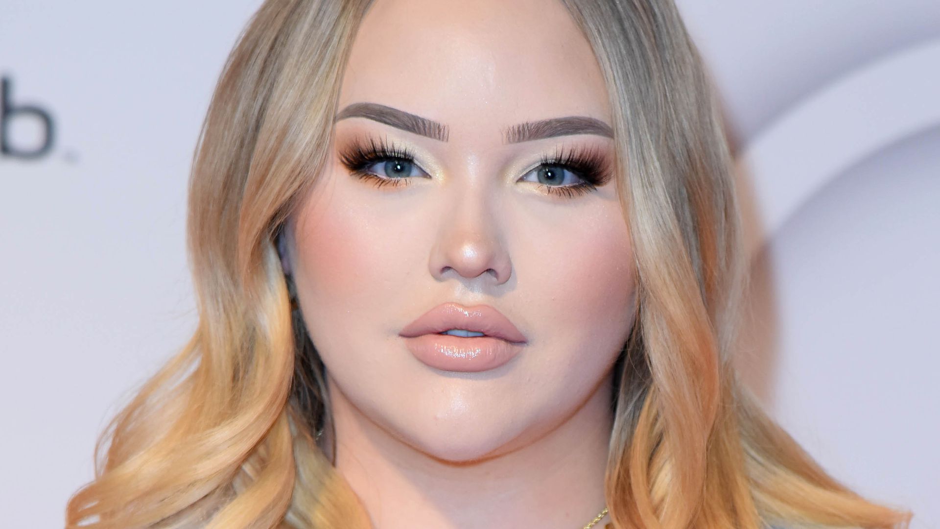 Nikkie Tutorials | Promiflash.de