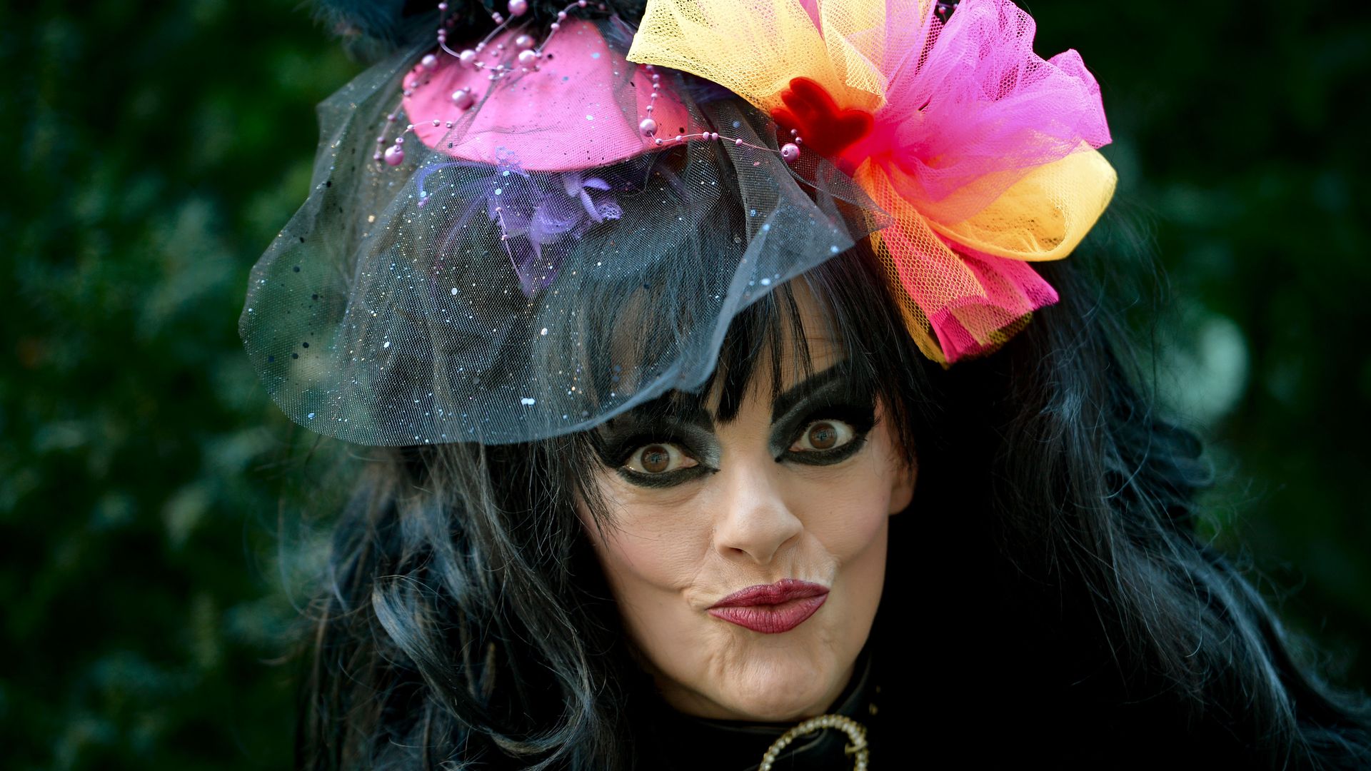 Punk-Ikone Nina Hagen feiert 70. Geburtstag im Tonstudio