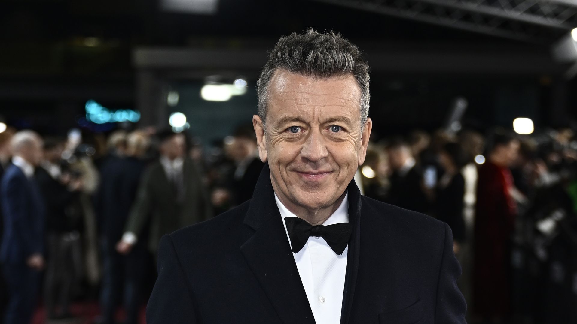 Peter Morgan verrät, warum "The Crown" im Jahr 2005 endet!