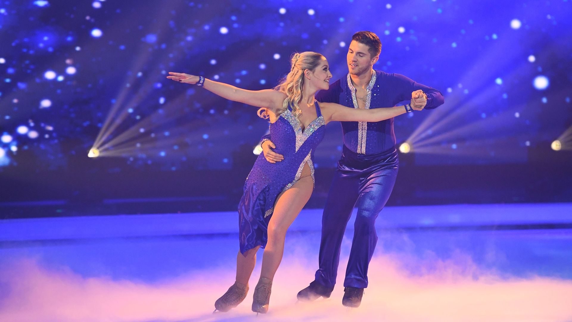 Tosender Applaus: Joey überrascht bei "Dancing on Ice"