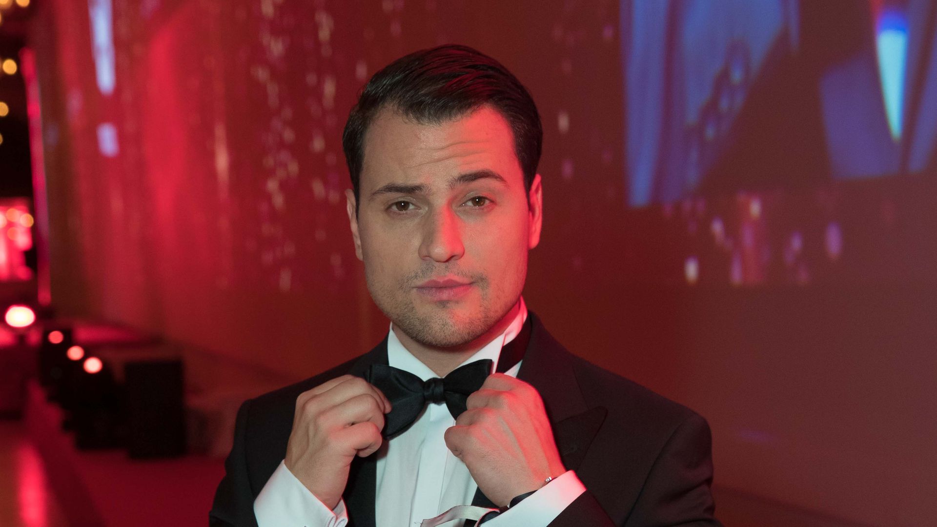 Im Tanzfieber! Probt Rocco Stark hier für "Let's Dance"? | Promiflash.de