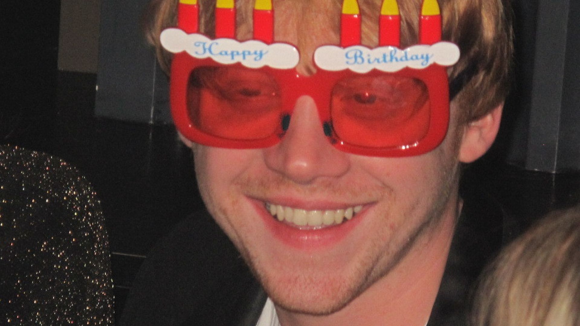 Potter-Star Rupert Grint hat Torten auf den Augen | Promiflash.de