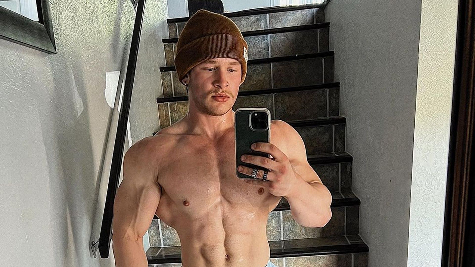 Motorrad-Crash: Bodybuilder Ryeley Palfi mit 19 gestorben