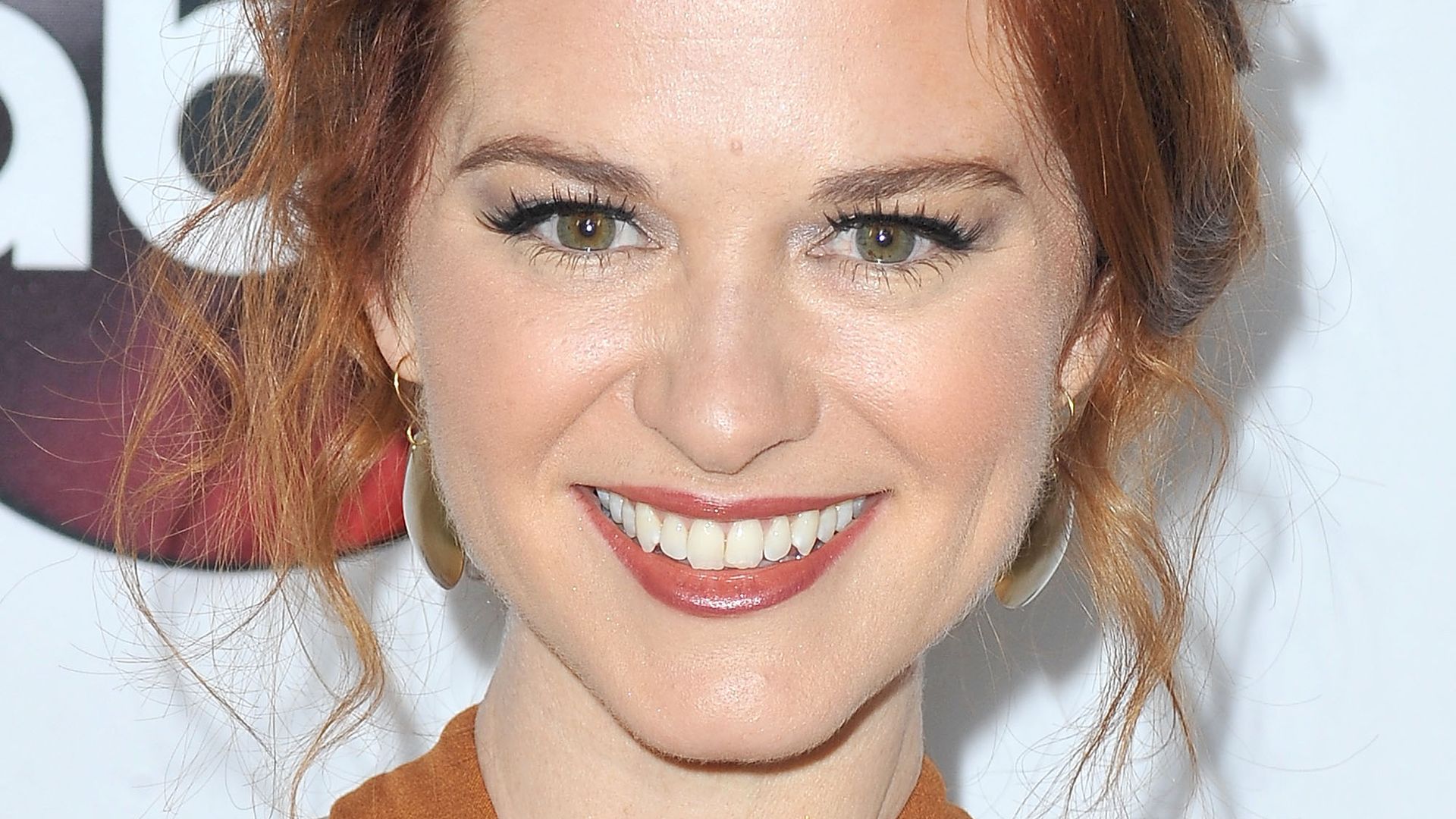 "Grey's Anatomy": Keine Babypause für Sarah Drew! | Promiflash.de