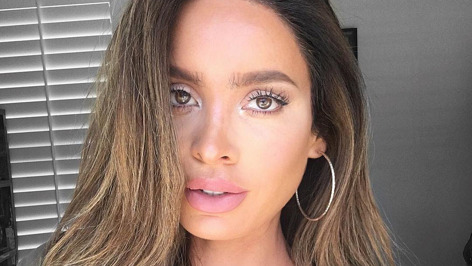 Sarah Stage | Promiflash.de