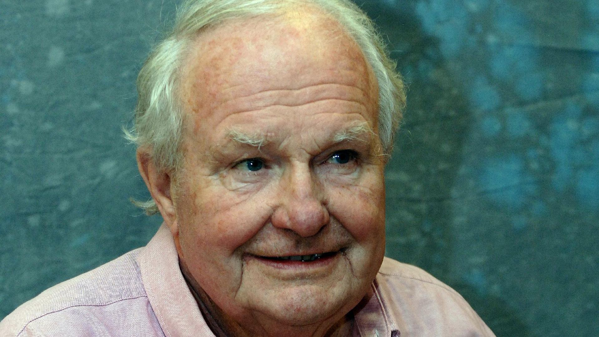 "Thunderbirds"-Stimme Shane Rimmer (89) ist gestorben | Promiflash.de