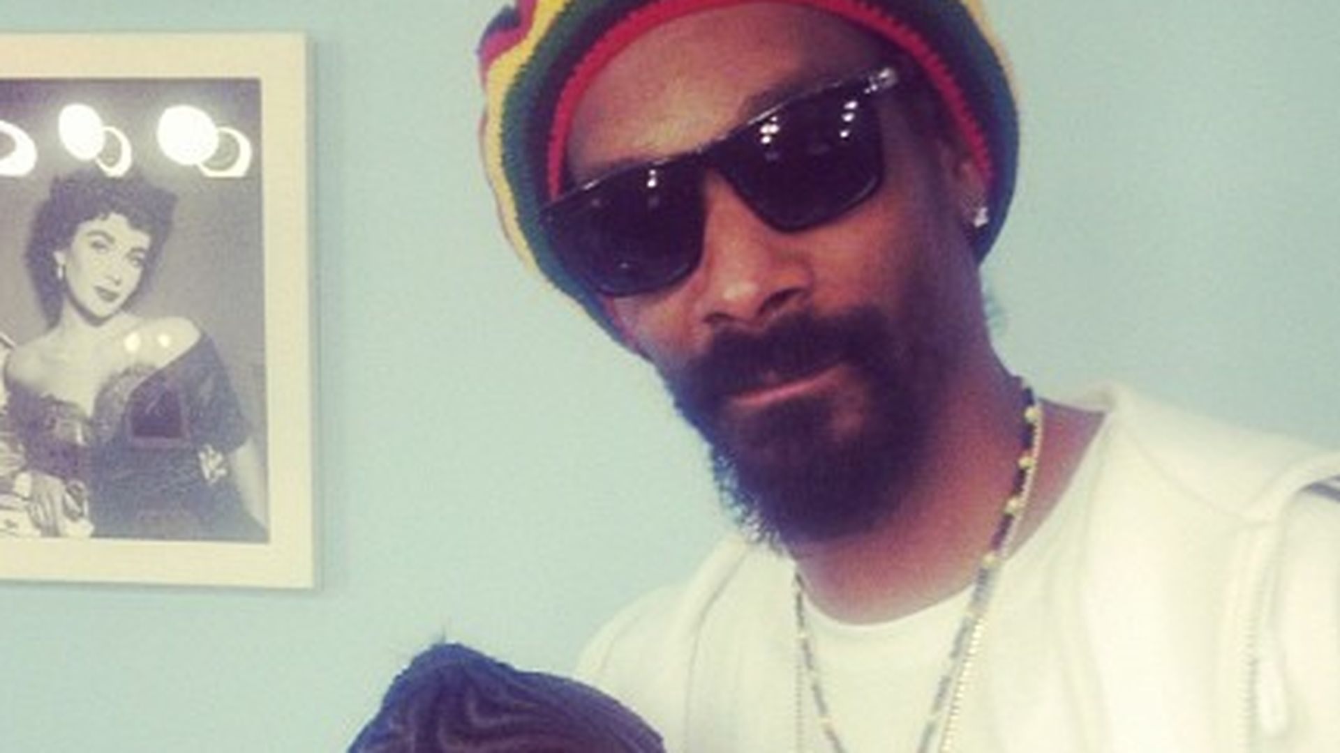 Cori B. im Duett mit Papa Snoop Dogg! | Promiflash.de