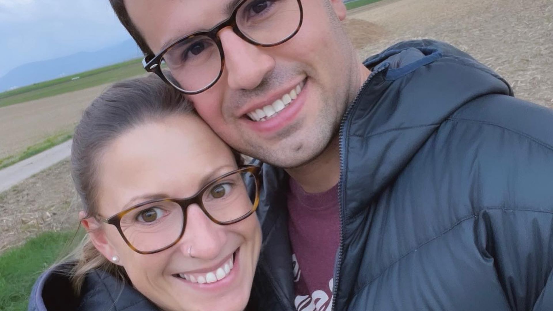 "Dankbar": TV-Bauer Justin und Steffi feiern ein Jahr Liebe