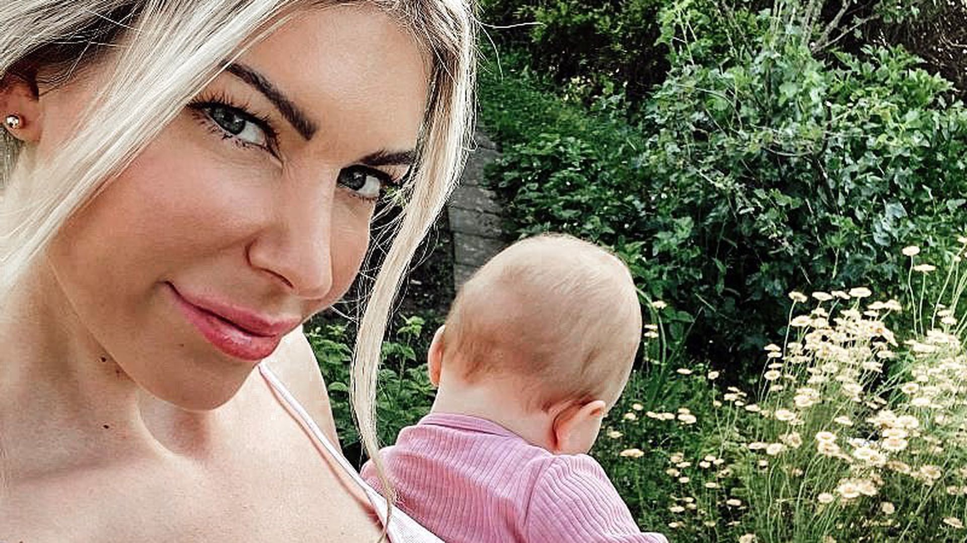 Zauberhaftes Foto: So groß ist Tanja Brockmanns Kind schon