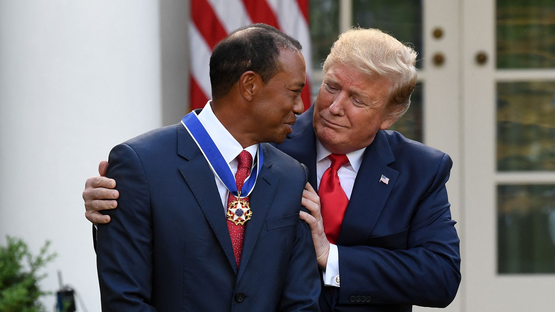 Donald Trump unterstützt Tiger Woods und Vanessas Beziehung