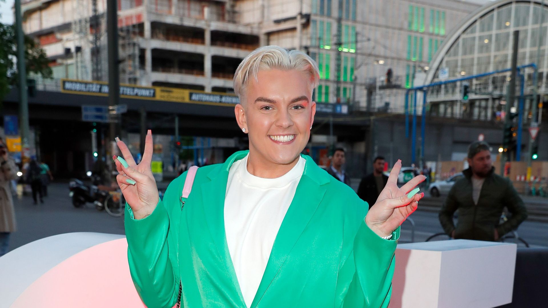 Ist er dabei? Twenty4tim klärt Dschungelcamp-Gerüchte auf!