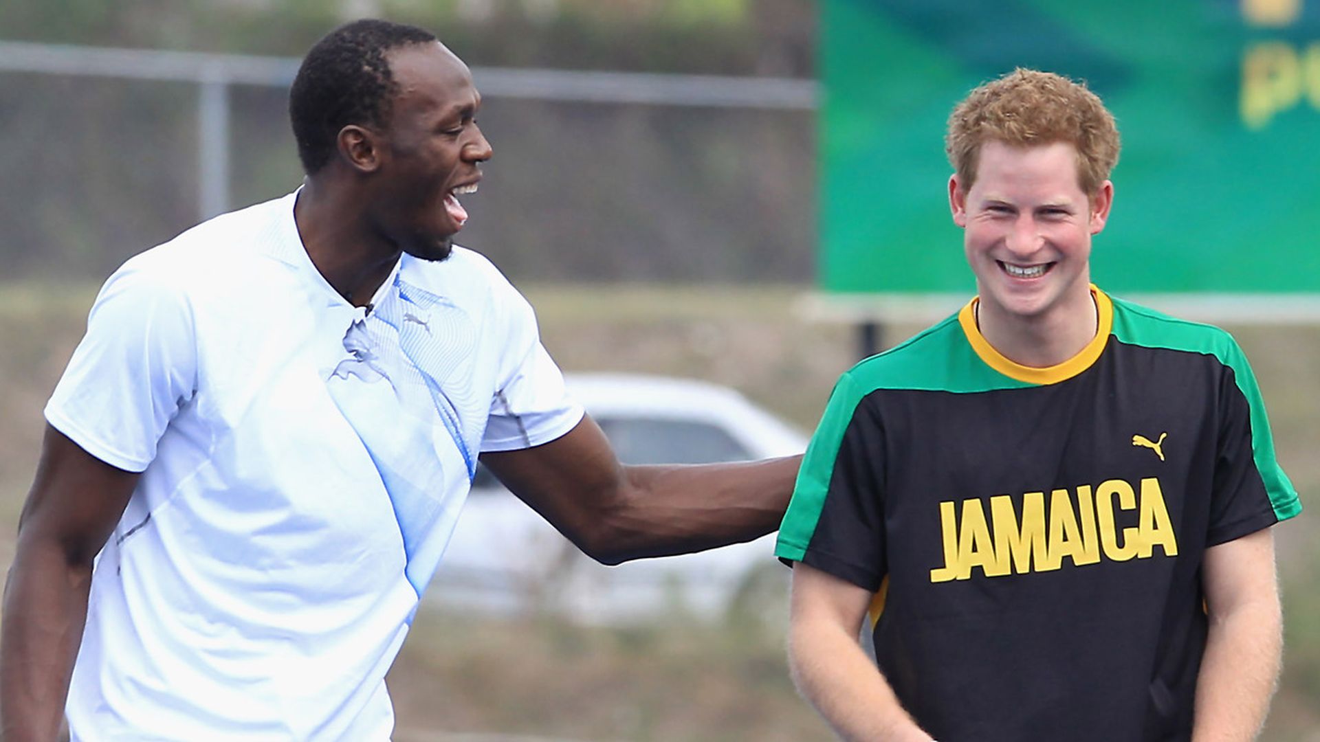 Partygirl: "Prinz Harry wählte mich zum Rummachen"