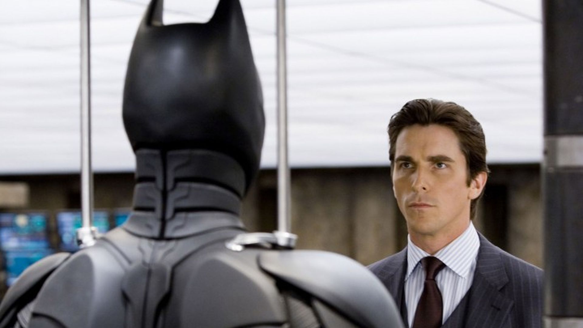 Neuer Batman ohne Christian Bale? | Promiflash.de