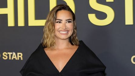 Sex miy the hue aligns with most of the promotion. I adore