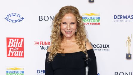 Nach OP: Katja Burkard meldet sich aus dem Krankenhaus