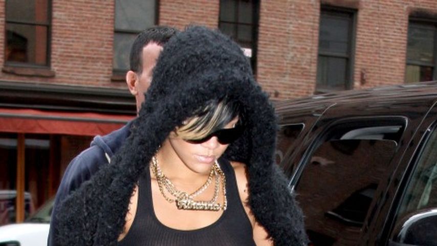 Rihannas peinlicher Po-Blitzer | Promiflash.de