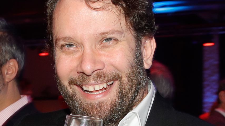 Christian Ulmen ist wieder Single | Promiflash.de